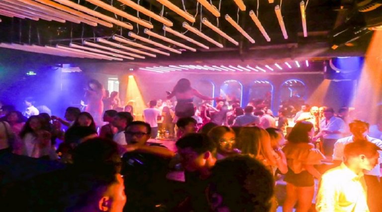 Experience The 20 Best Nightclubs in Shanghai for Drinks and Fun!