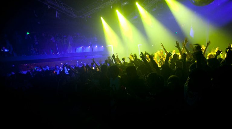 Experience The 20 Best Nightclubs in Shanghai for Drinks and Fun!